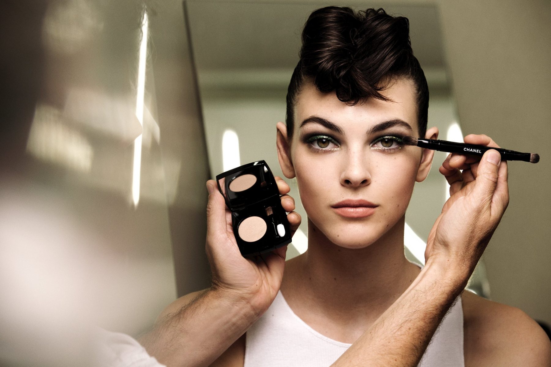 2018-19 CHANEL Fall-Winter Haute Couture Show Backstage Makeup | The ...