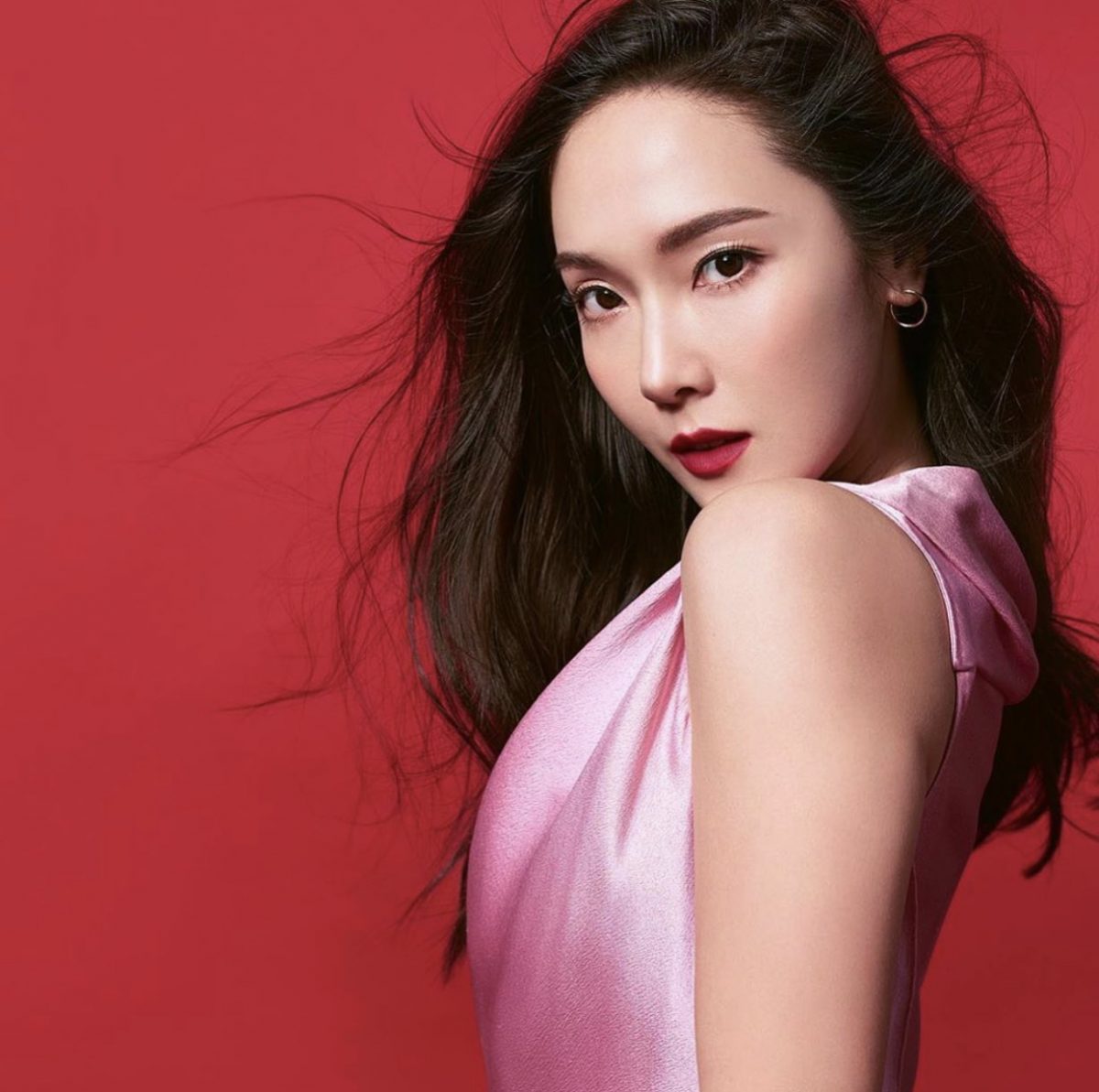 K Pop Star Jessica Jung Has Been Named Revlons Newest Global Brand 1250