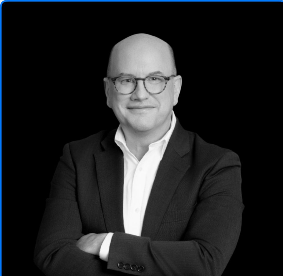 Michael Bowes appointed Chief People Officer at Estée Lauder Companies ...